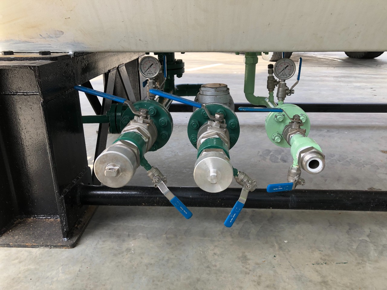 Ammonia Storage Tank for Rent - Thai Engineering Gas Co., Ltd.